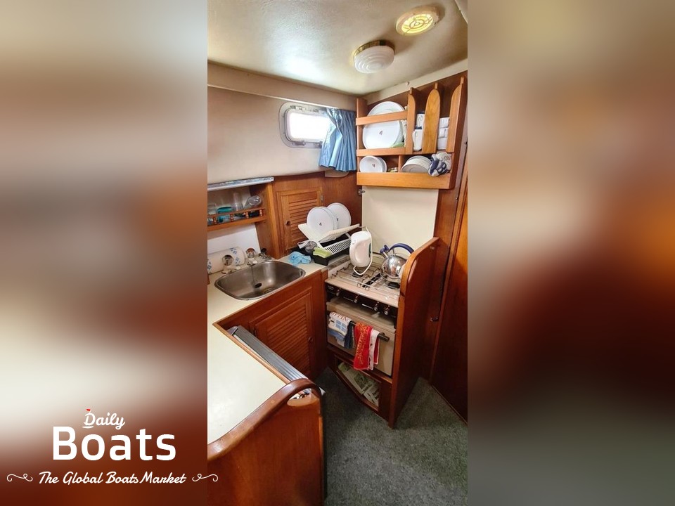 1990 Channel Island 32 for sale. View price, photos and Buy 1990 ...