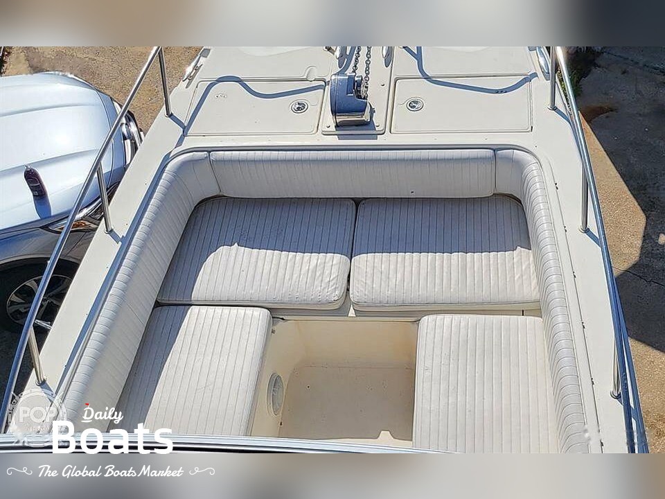 2002 World Cat 246 Dc for sale. View price, photos and Buy 2002 World ...