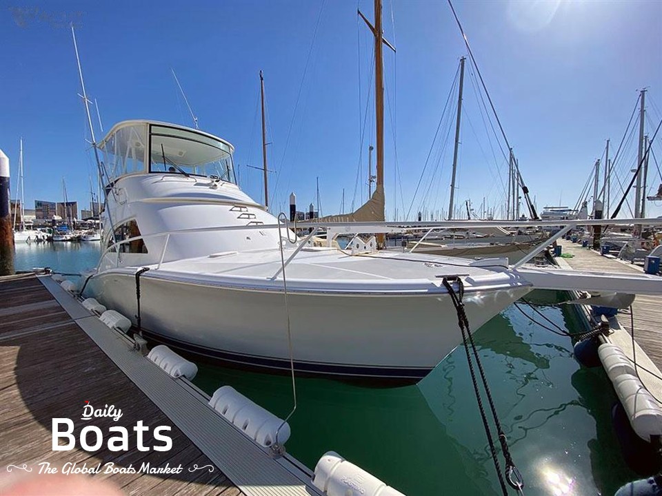 2004 Luhrs 41 Convertible for sale. View price, photos and Buy 2004 ...