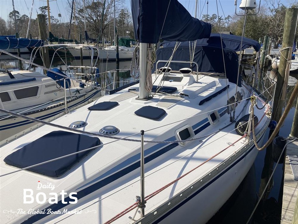 1987 Hunter 34 for sale. View price, photos and Buy 1987 Hunter 34 #199862