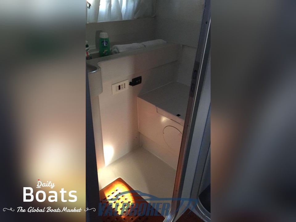 1991 Mochi Craft 40 Europa for sale. View price, photos and Buy 1991 ...