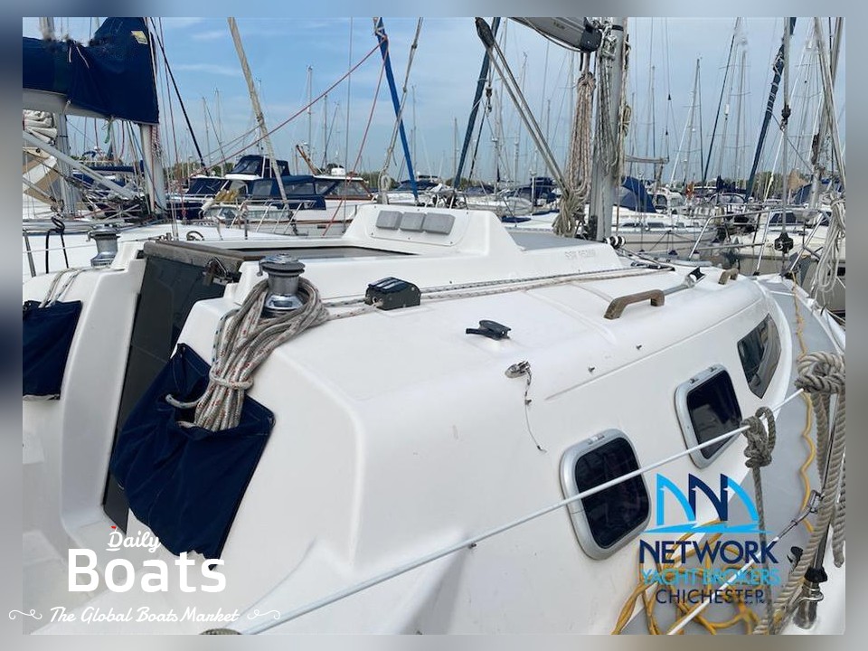 2001 Hunter Legend 290 for sale. View price, photos and Buy 2001 Hunter ...