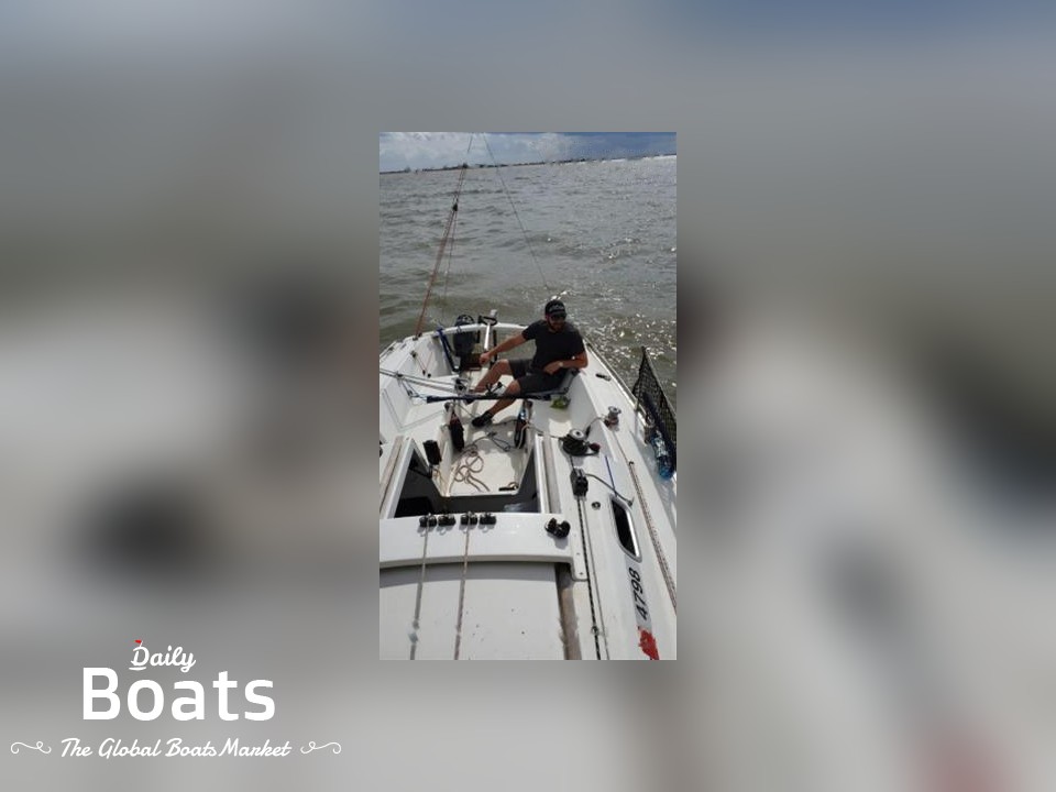 1994 Bénéteau Boats First Class 8 for sale. View price, photos and Buy ...