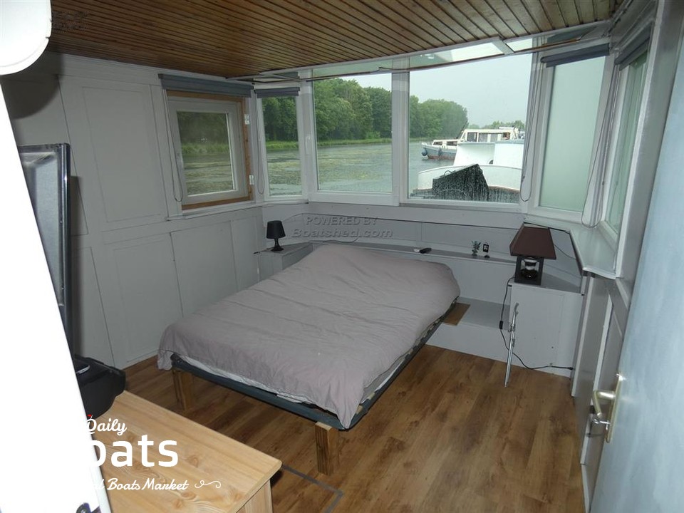 1900 Houseboat Dutch Barge Conversion for sale. View price, photos and ...