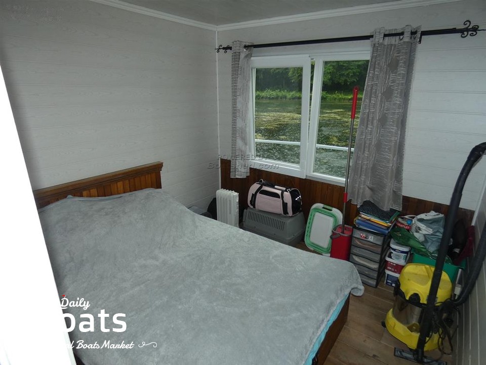 1900 Houseboat Dutch Barge Conversion for sale. View price, photos and ...