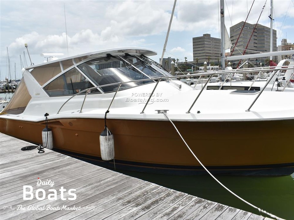 1996 Hatteras Yachts 39 Express for sale. View price, photos and Buy ...