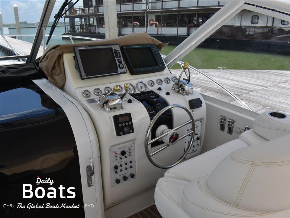 1996 Hatteras Yachts 39 Express for sale. View price, photos and Buy ...