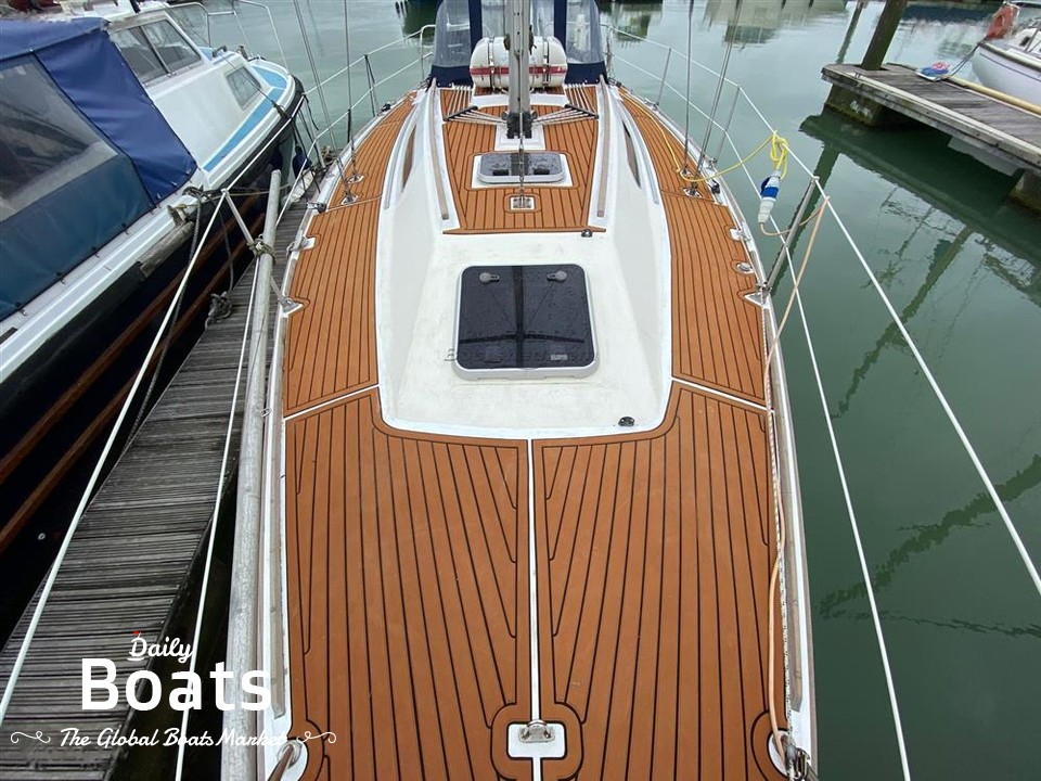 1986 Westerly Storm 33 for sale. View price, photos and Buy 1986 ...