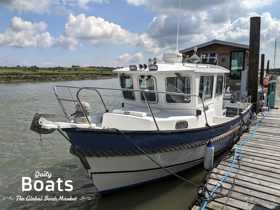 1998 Hardy Motor Boats 24 Fishing for sale. View price, photos and Buy ...