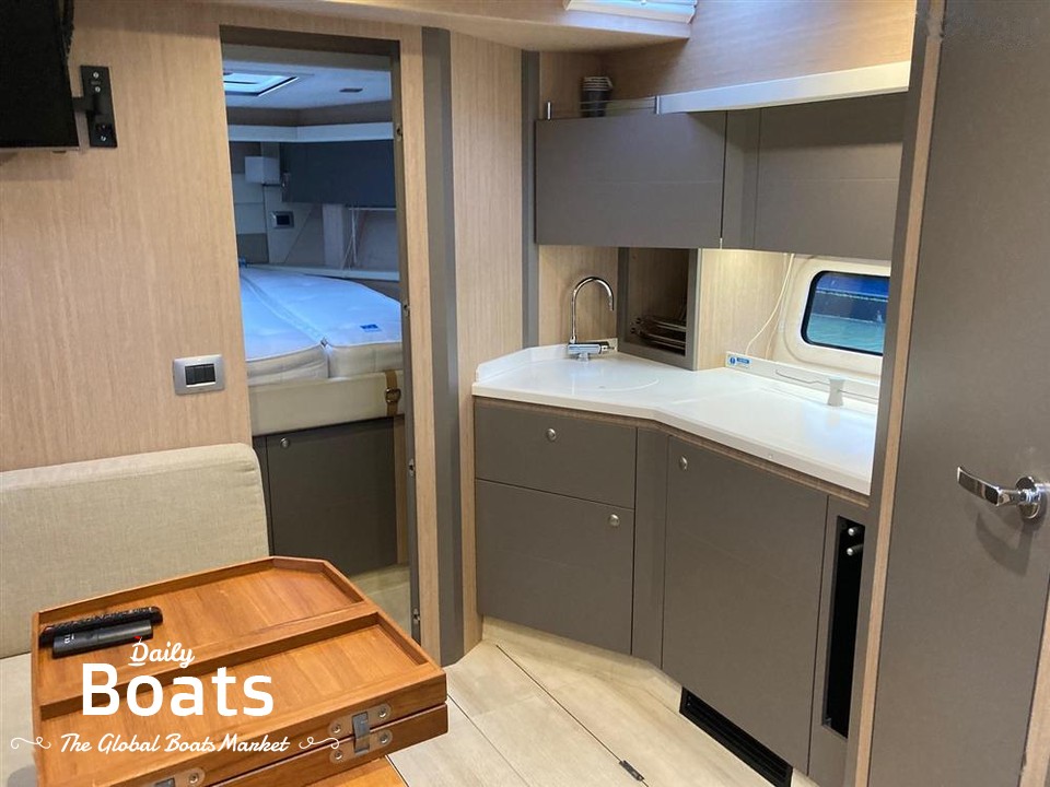 2018 Cranchi Z35 for sale. View price, photos and Buy 2018 Cranchi Z35 ...