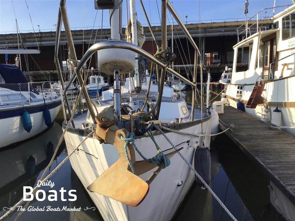 1984 Bruce Roberts Yachts 36 на продажу. Посмотреть цену, фотографии и ...