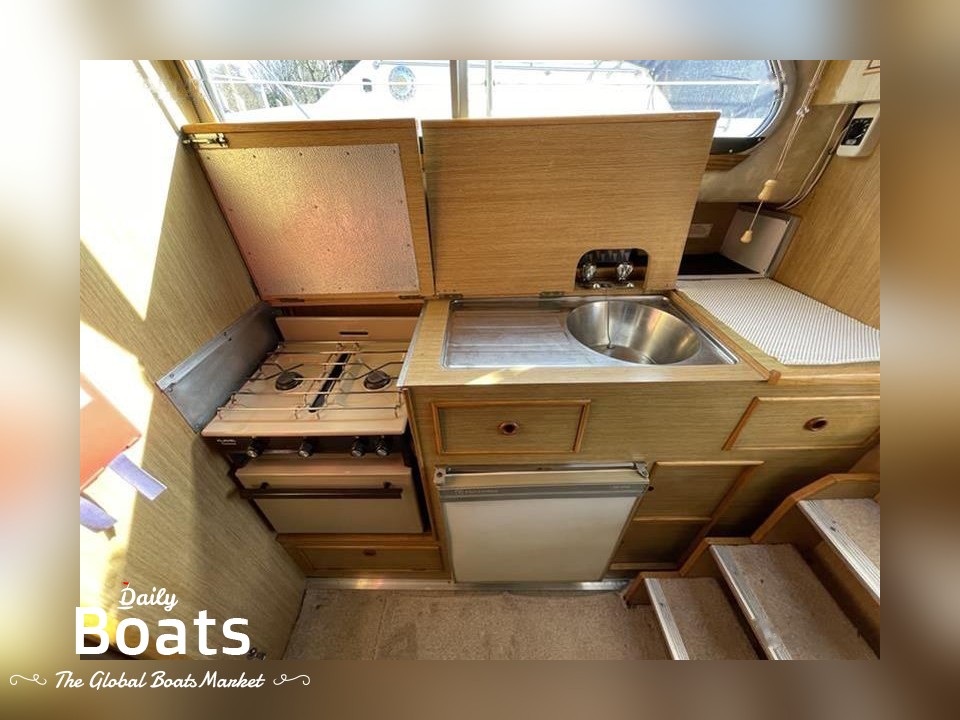 1989 Freeman 27 for sale. View price, photos and Buy 1989 Freeman 27 ...