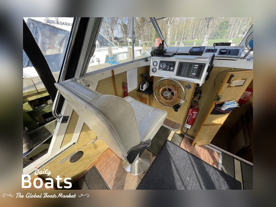 1989 Freeman 27 for sale. View price, photos and Buy 1989 Freeman 27 ...