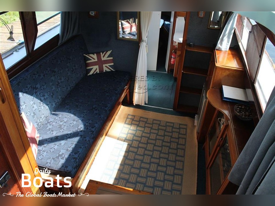 1958 Porter And Haylett 28' Astroline for sale. View price, photos and ...