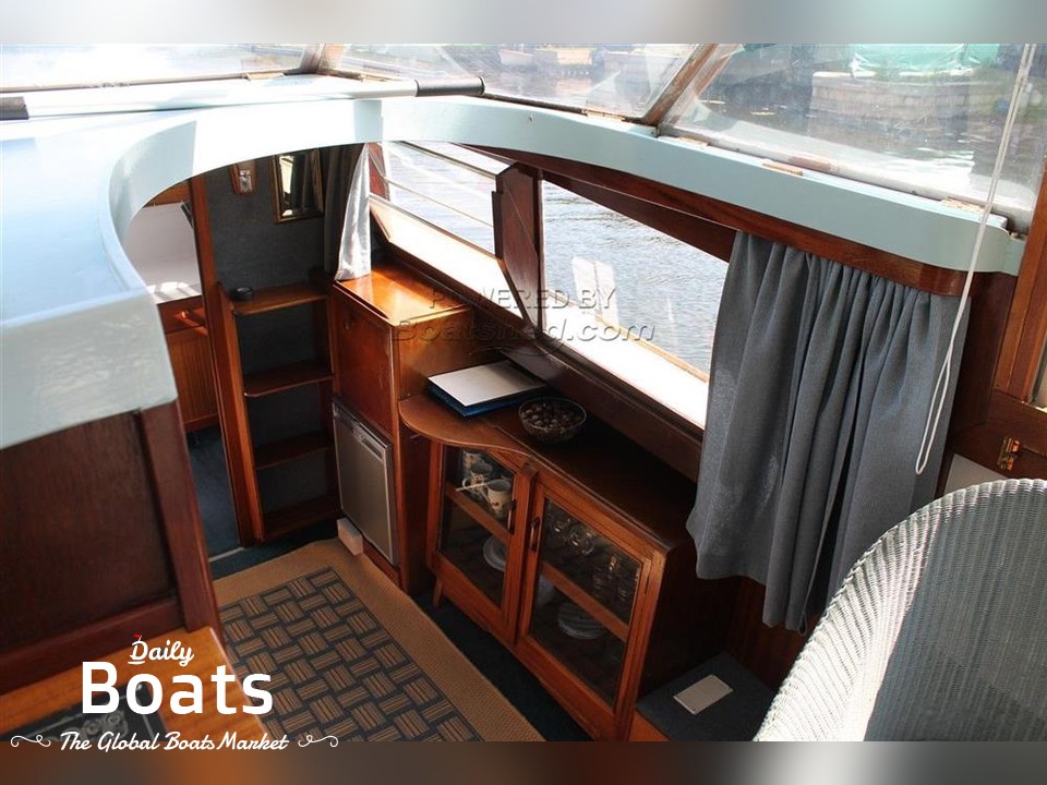 1958 Porter And Haylett 28' Astroline for sale. View price, photos and ...