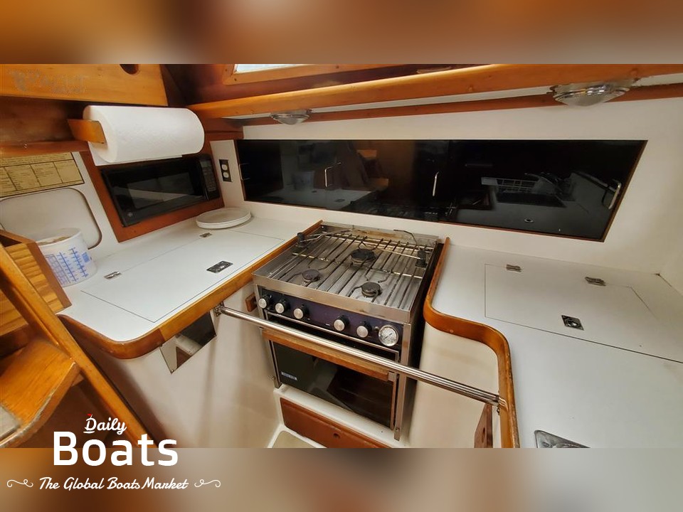 1992 Freedom 38 for sale. View price, photos and Buy 1992 Freedom 38 ...