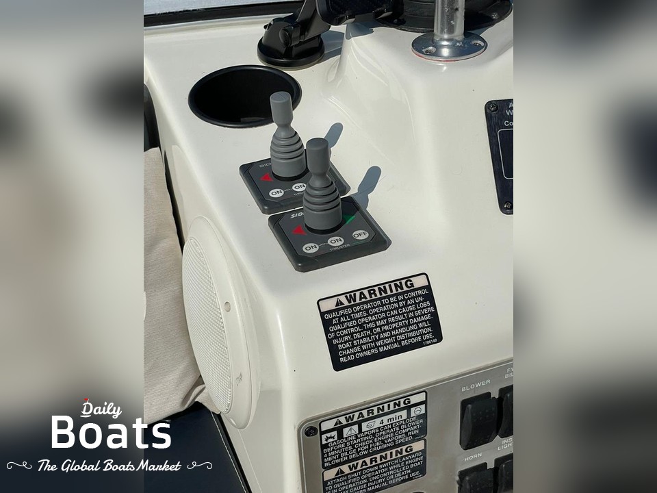 2005 Bayliner Boats 288 Command Bridge for sale. View price, photos and ...