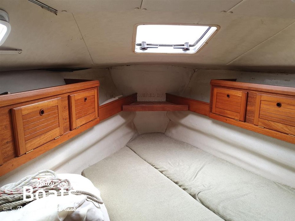 1990 Westerly Riviera 35 for sale. View price, photos and Buy 1990 ...