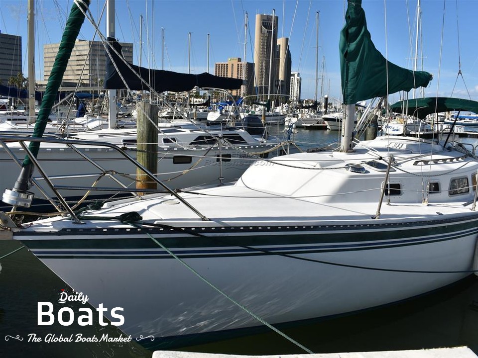 1983 Newport 30 for sale. View price, photos and Buy 1983 Newport 30 ...