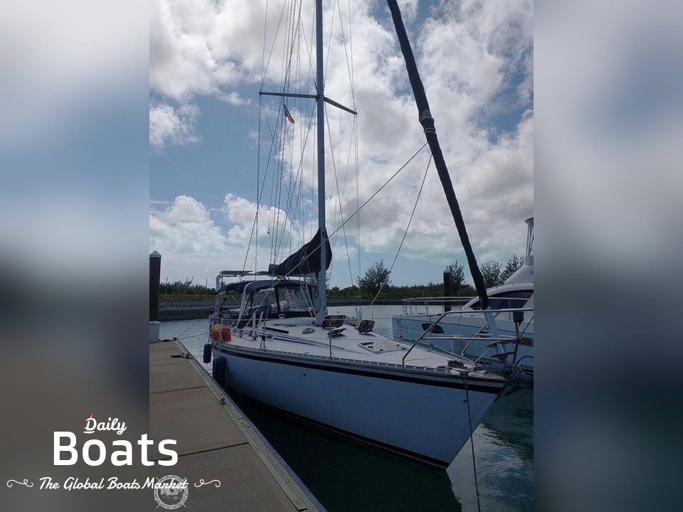 1985 Hunter 40 Legend for sale. View price, photos and Buy 1985 Hunter ...