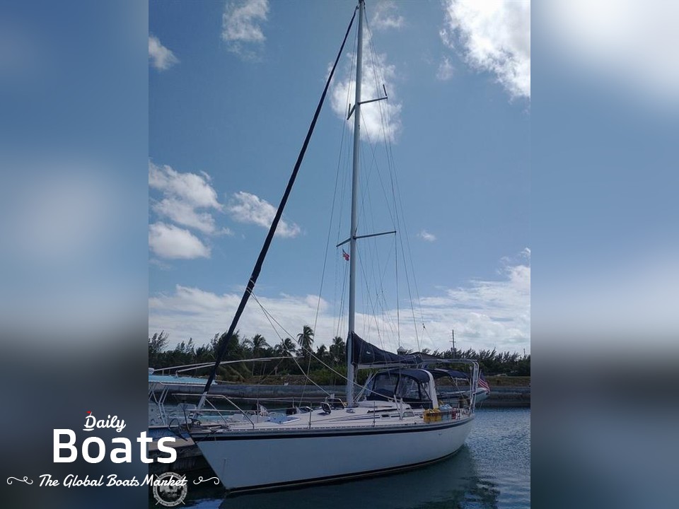 1985 Hunter 40 Legend for sale. View price, photos and Buy 1985 Hunter ...