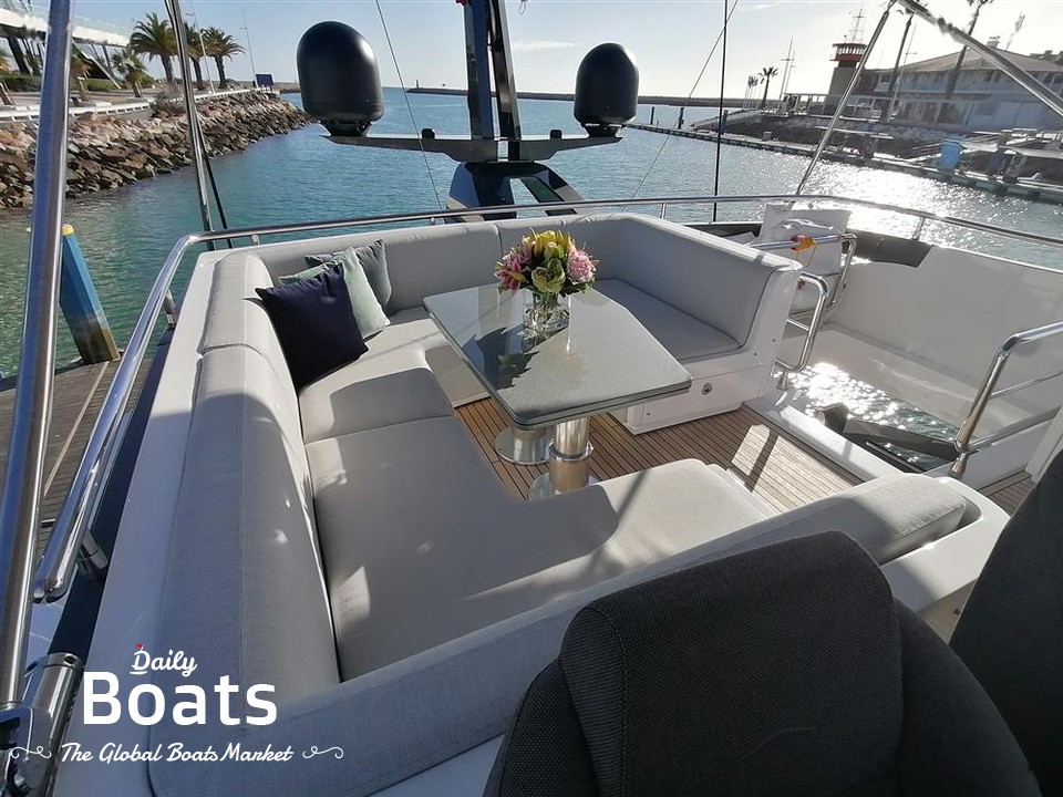 2021 Azimut Yachts S8 for sale. View price, photos and Buy 2021 Azimut Yachts S8 #205846