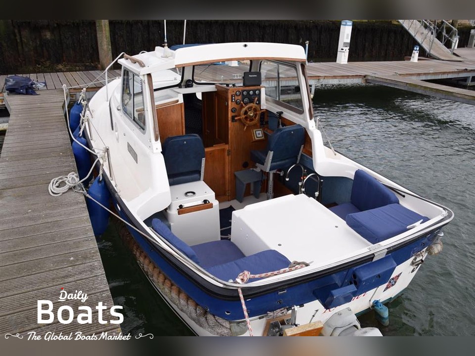 1997 Hardy Motor Boats Family 20 for sale. View price, photos and Buy ...