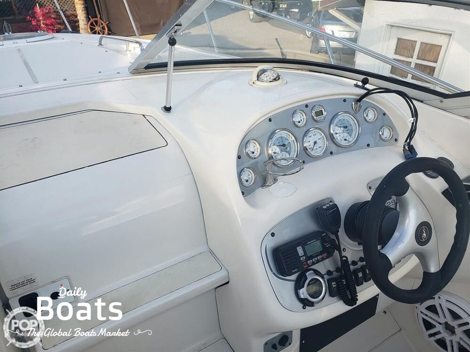 2004 Monterey 28 for sale. View price, photos and Buy 2004 Monterey 28 ...