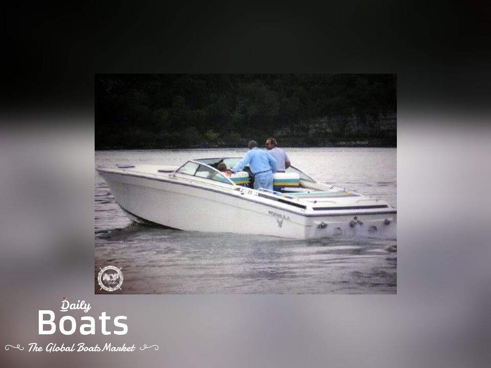 Satılık 1984 Formula 30. Fiyatı, fotoğrafları görüntüleyin ve 1984 ...