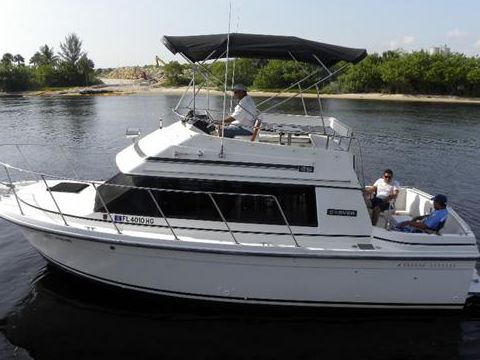 1983 Carver 28 Mariner for sale. View price, photos and Buy 1983 Carver ...