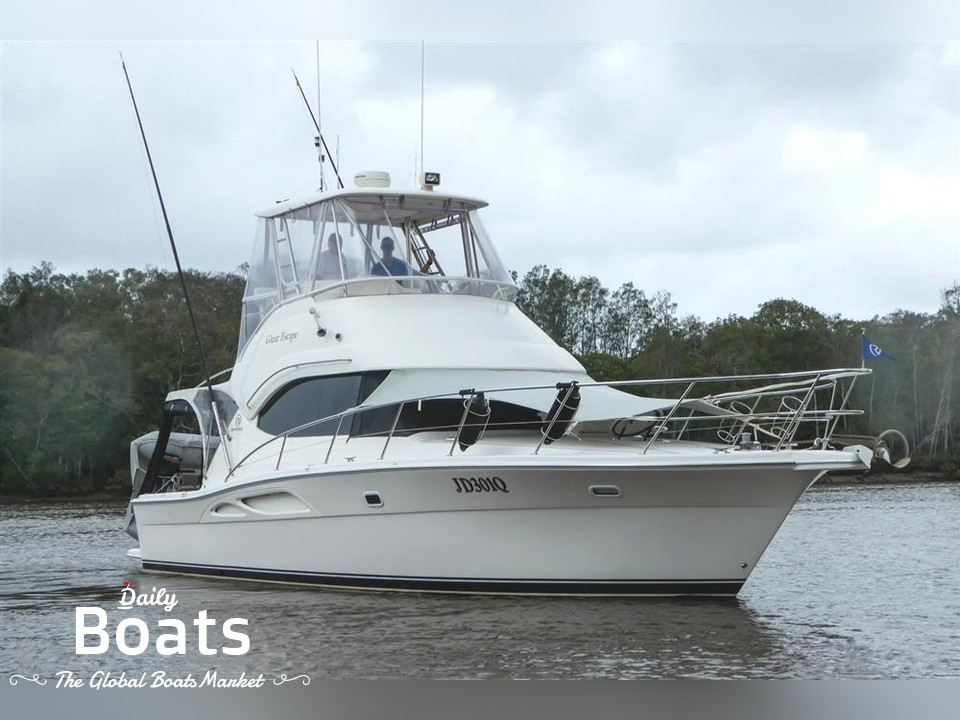 2006 Riviera 37 Flybridge for sale. View price, photos and Buy 2006 ...