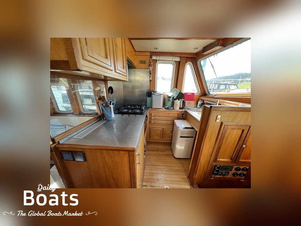 2007 Bruce Roberts Yachts 42 Trawler for sale. View price, photos and ...
