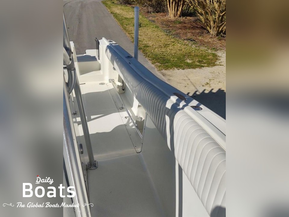 2000 Hydra-Sports 2390 Vector Cc for sale. View price, photos and Buy ...