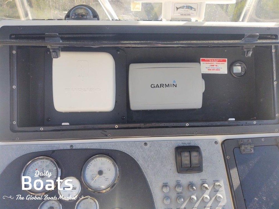 2000 Hydra-Sports 2390 Vector Cc for sale. View price, photos and Buy ...