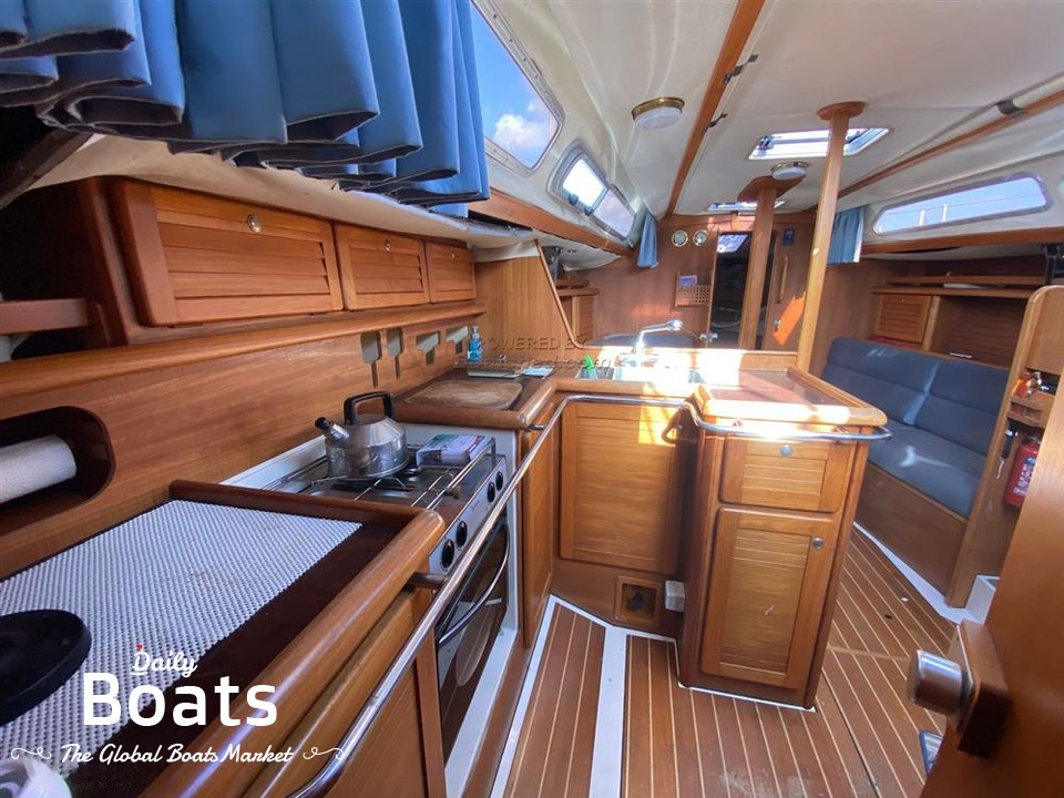 1991 Westerly Typhoon 37 for sale. View price, photos and Buy 1991 ...