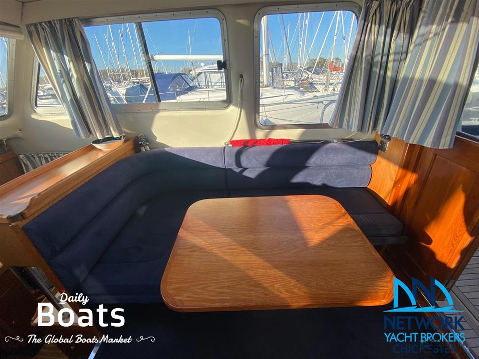 2001 Hardy Motor Boats Commander 32 for sale. View price, photos and ...