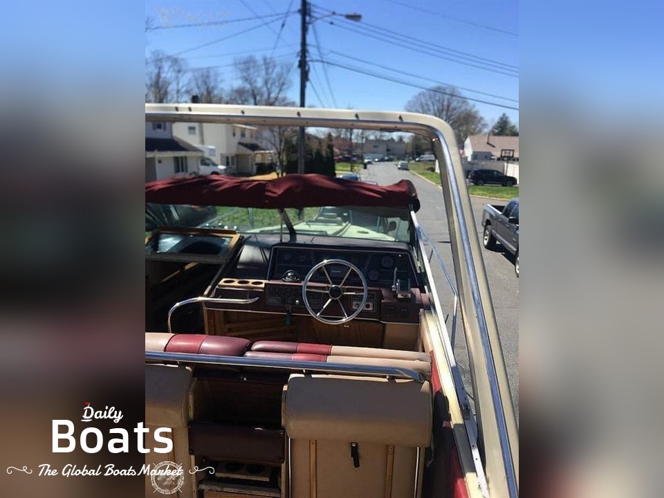 1986 Sea Ray Boats 268 Sundancer for sale. View price, photos and Buy ...