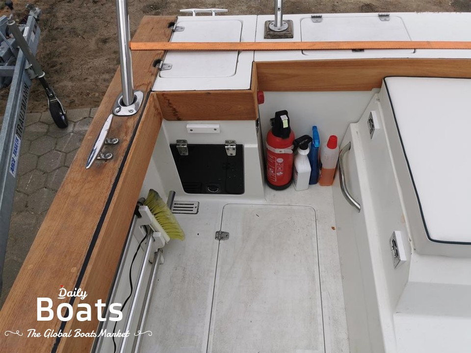 1993 Celebrity Fish Hawk for sale. View price, photos and Buy 1993 ...