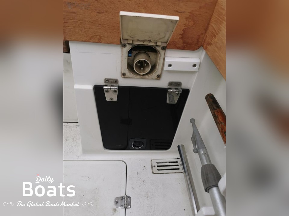 1993 Celebrity Fish Hawk for sale. View price, photos and Buy 1993 ...