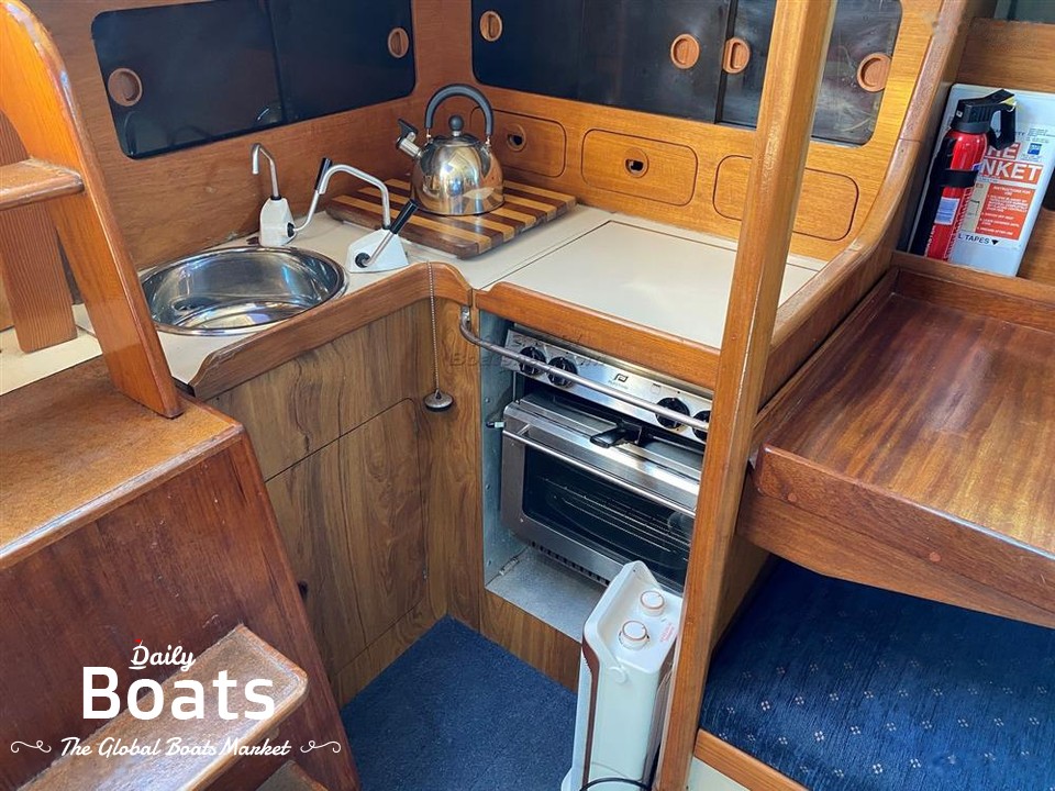 1982 Moody 29 for sale. View price, photos and Buy 1982 Moody 29 #209981