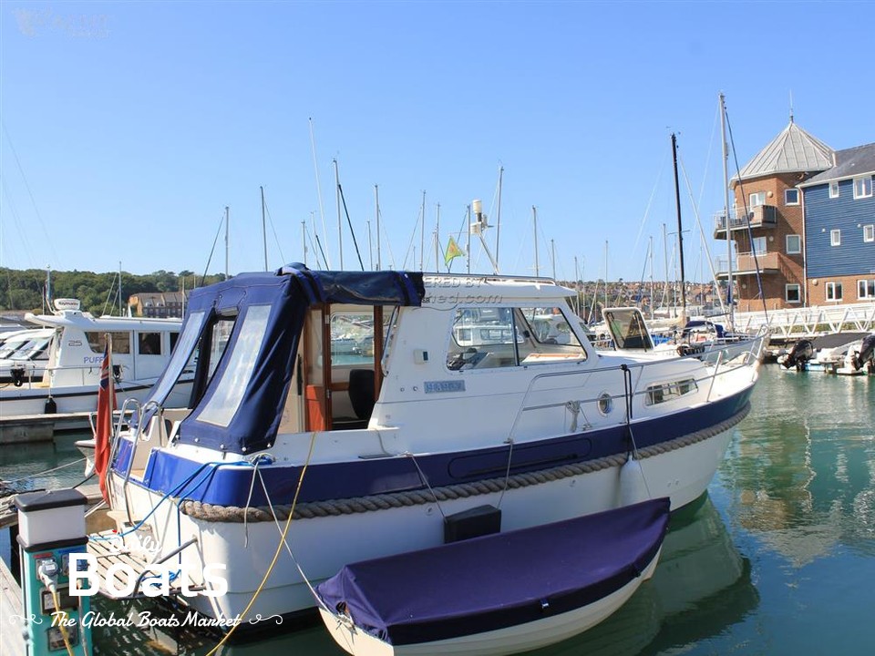 1999 Hardy Motor Boats Mariner 25 for sale. View price, photos and Buy ...