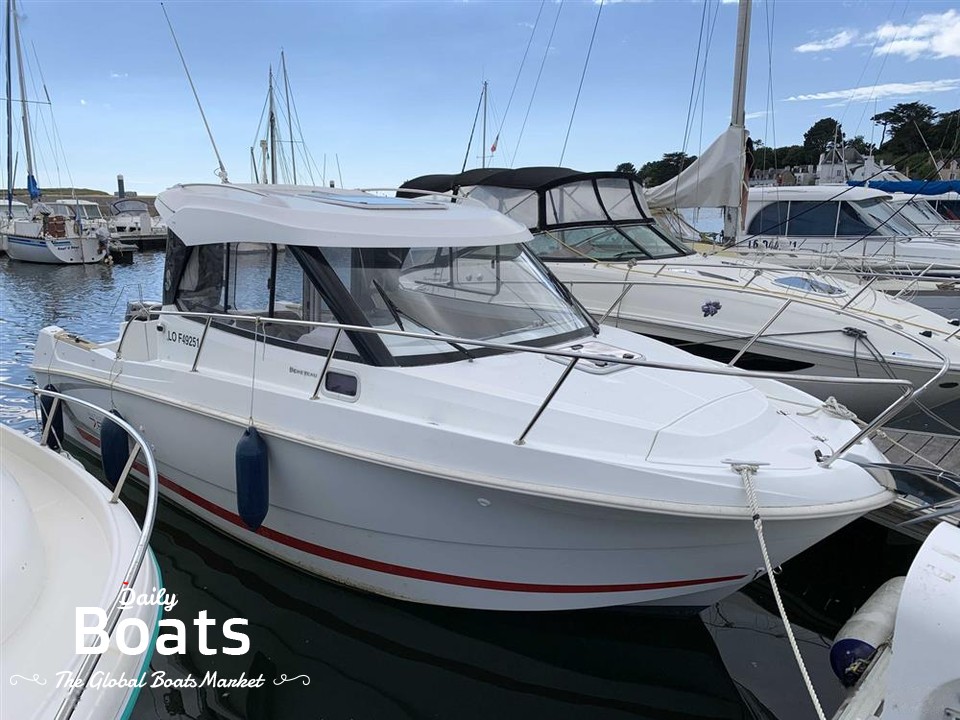 2015 Bénéteau Boats Antares 780 for sale. View price, photos and Buy ...