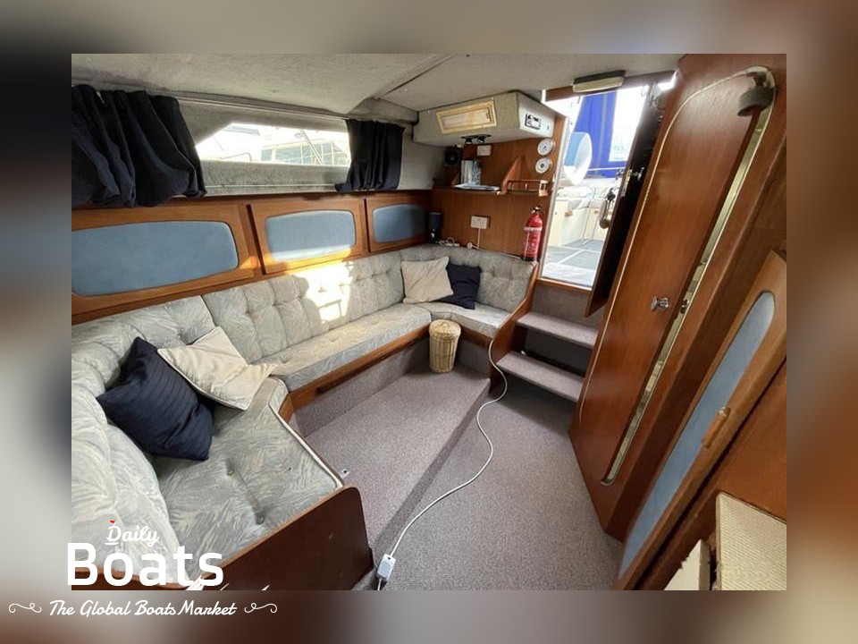 1984 Birchwood Boats 27 Countess zu verkaufen. Preis und fotos ansehen ...