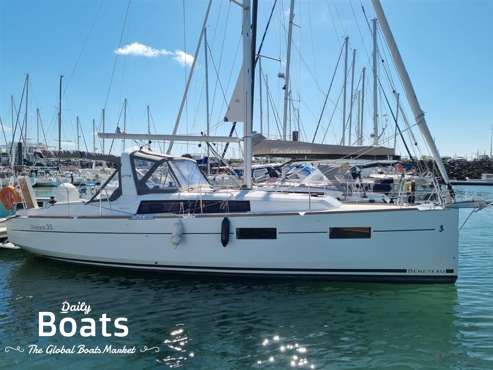 2017 Bénéteau Boats Oceanis 35 for sale. View price, photos and Buy ...