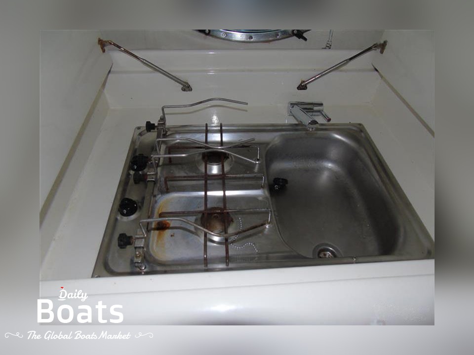 1992 Pershing 33 for sale. View price, photos and Buy 1992 Pershing 33 ...