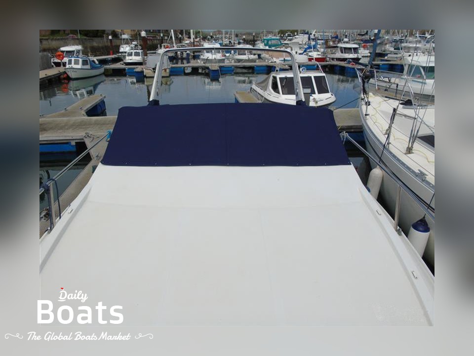 1992 Pershing 33 for sale. View price, photos and Buy 1992 Pershing 33 ...