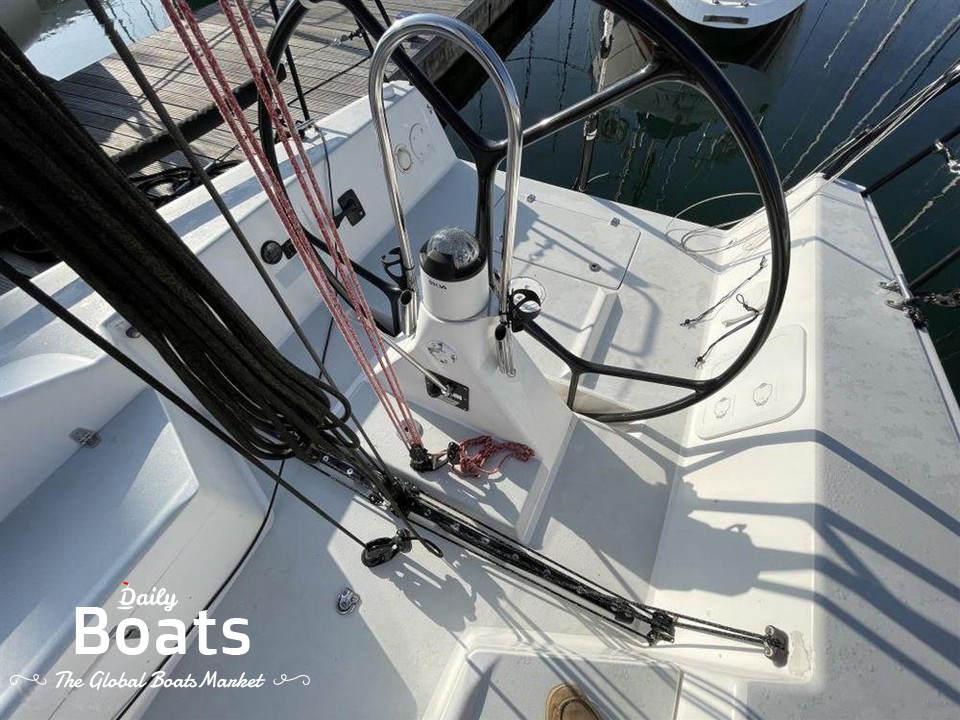 2012 J Boats J111 for sale. View price, photos and Buy 2012 J Boats ...