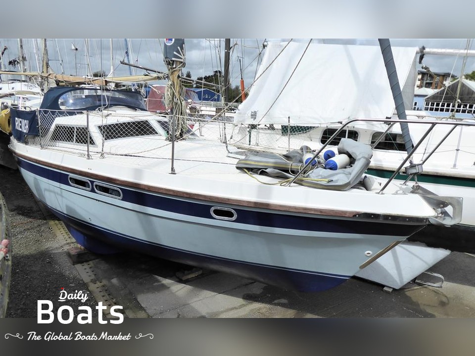 Sailing cruiser boats Southerly 28 for sale - Daily Boats