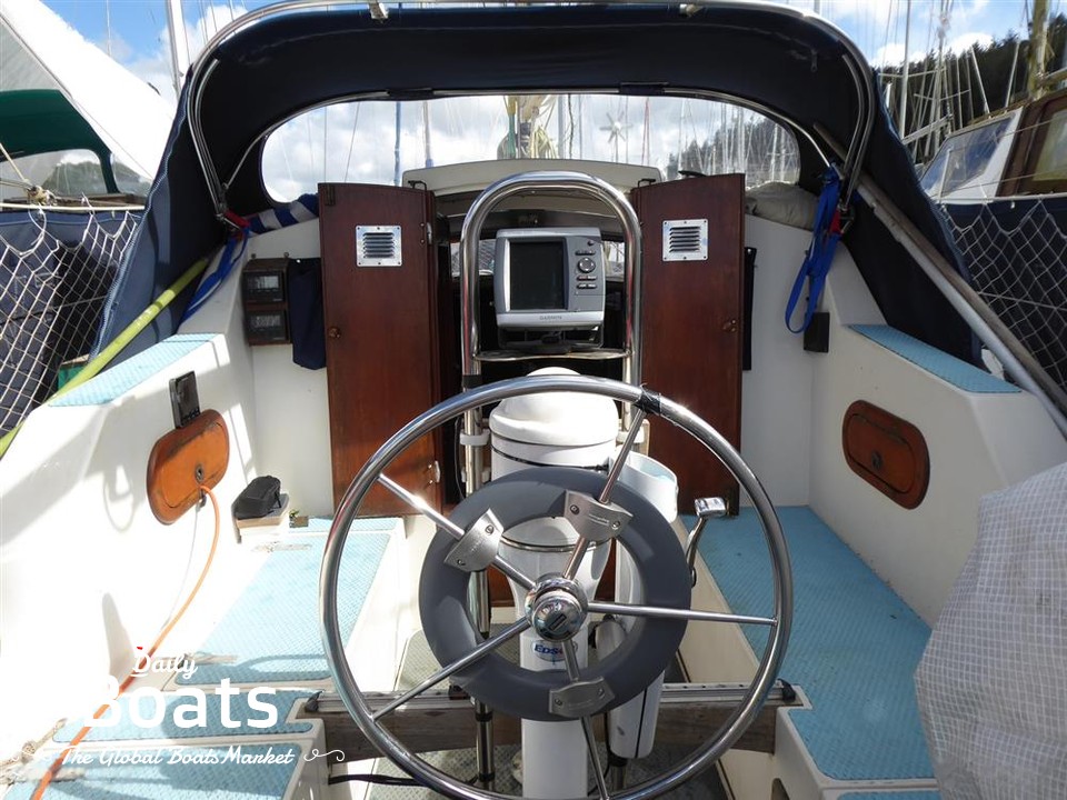 1982 Southerly 28 for sale. View price, photos and Buy 1982 Southerly ...
