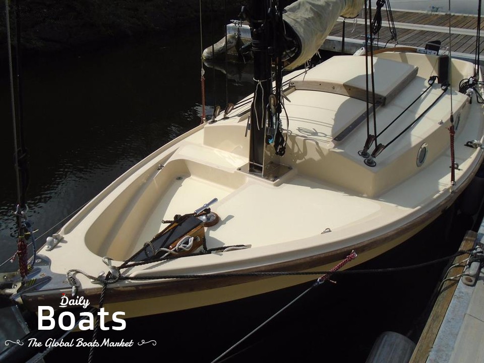 1995 Mayfly Oystercatcher 16 for sale. View price, photos and Buy 1995 ...